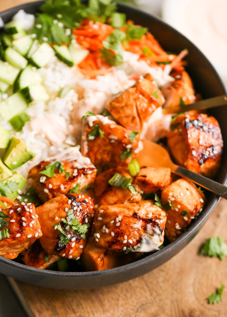 Healthy Salmon Bite Bowls in the Air Fryer (20-Minute Dinner ...